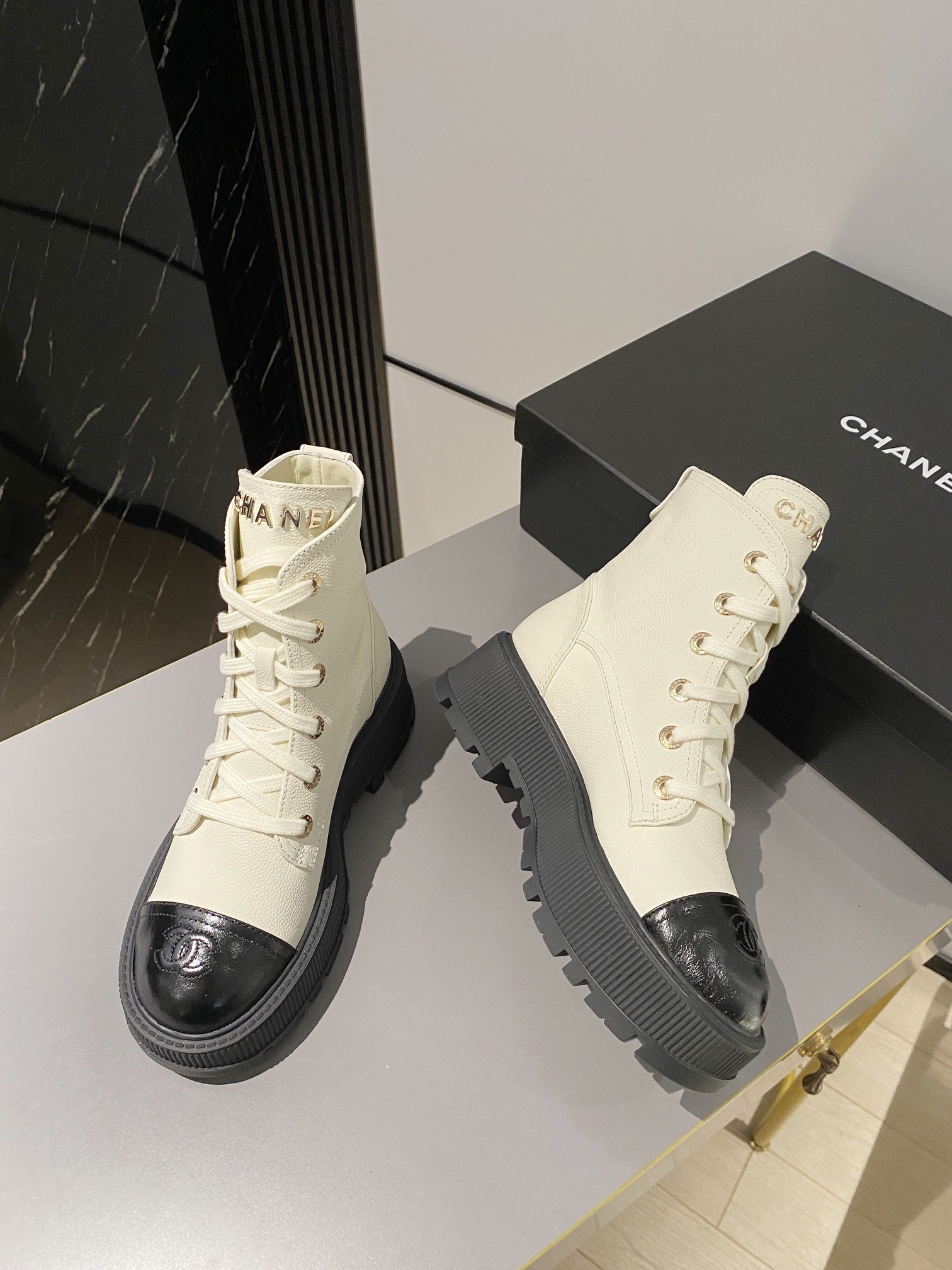 Chanel Short Boots White For Women - Temafes