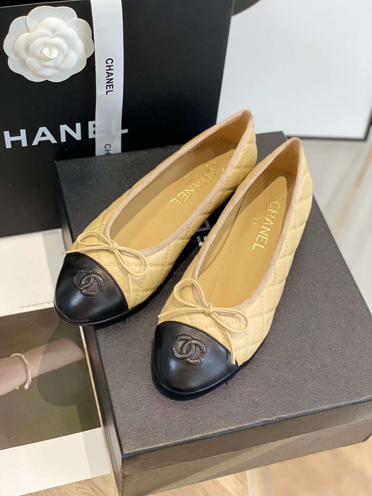 Chanel Ballet Flats Beige For Women - Temafes
