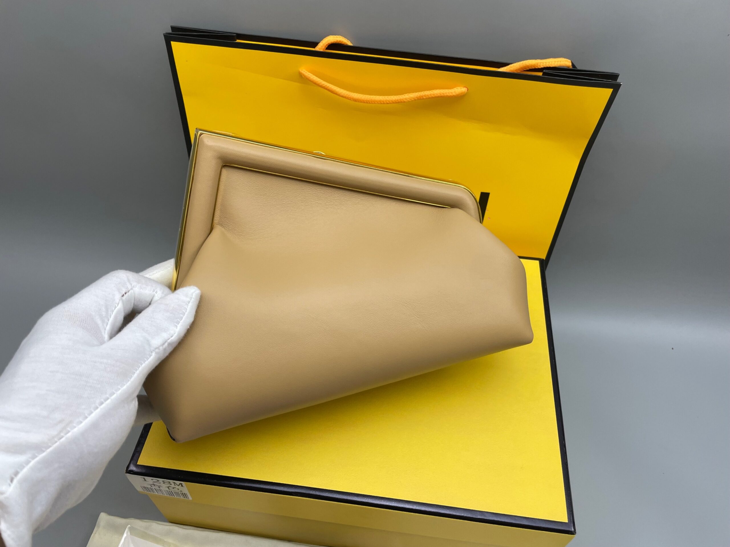 [True-to-ORIGINAL] Fendi First Small Bag Beige For Women - Temafes