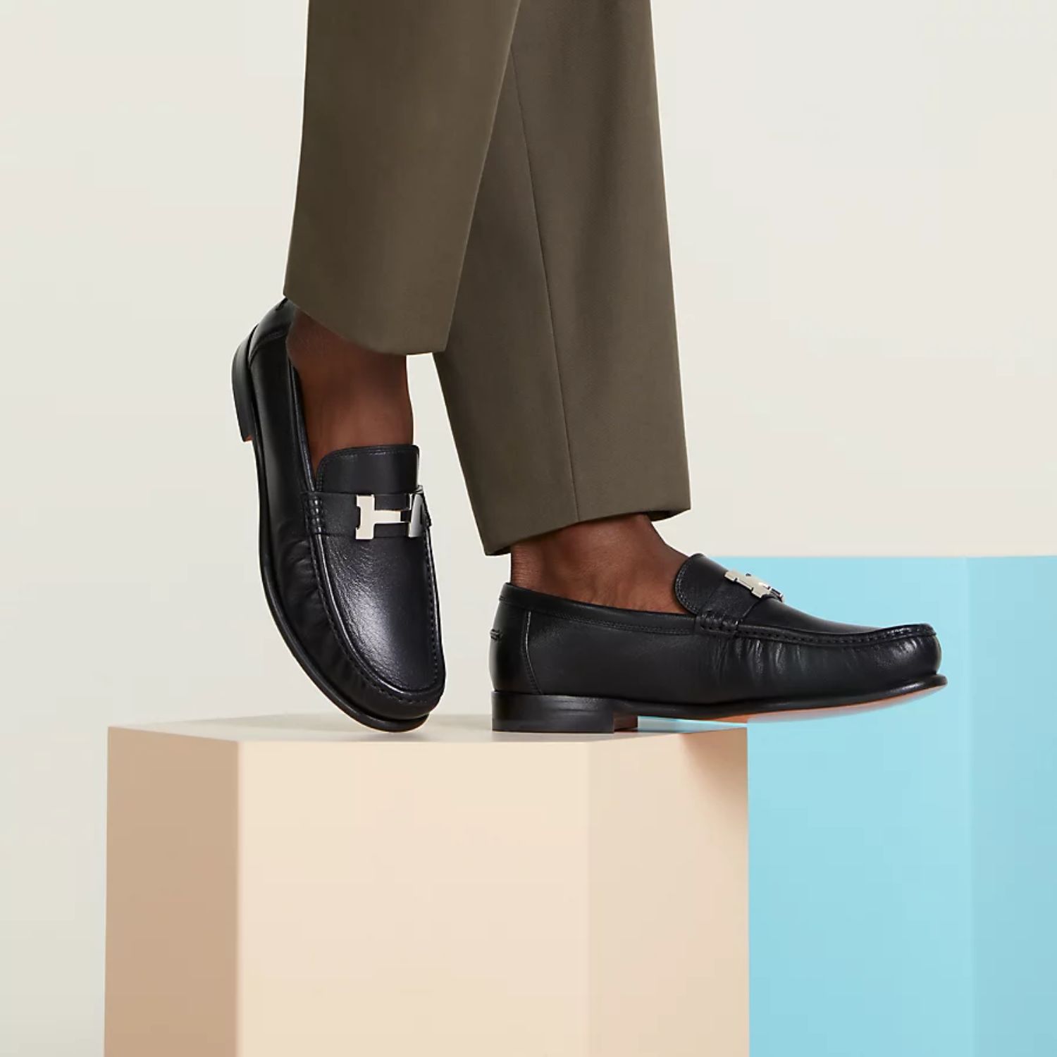 Hermes Karlo Loafer Noir For Men - H251996ZA01395 - TEMAFES
