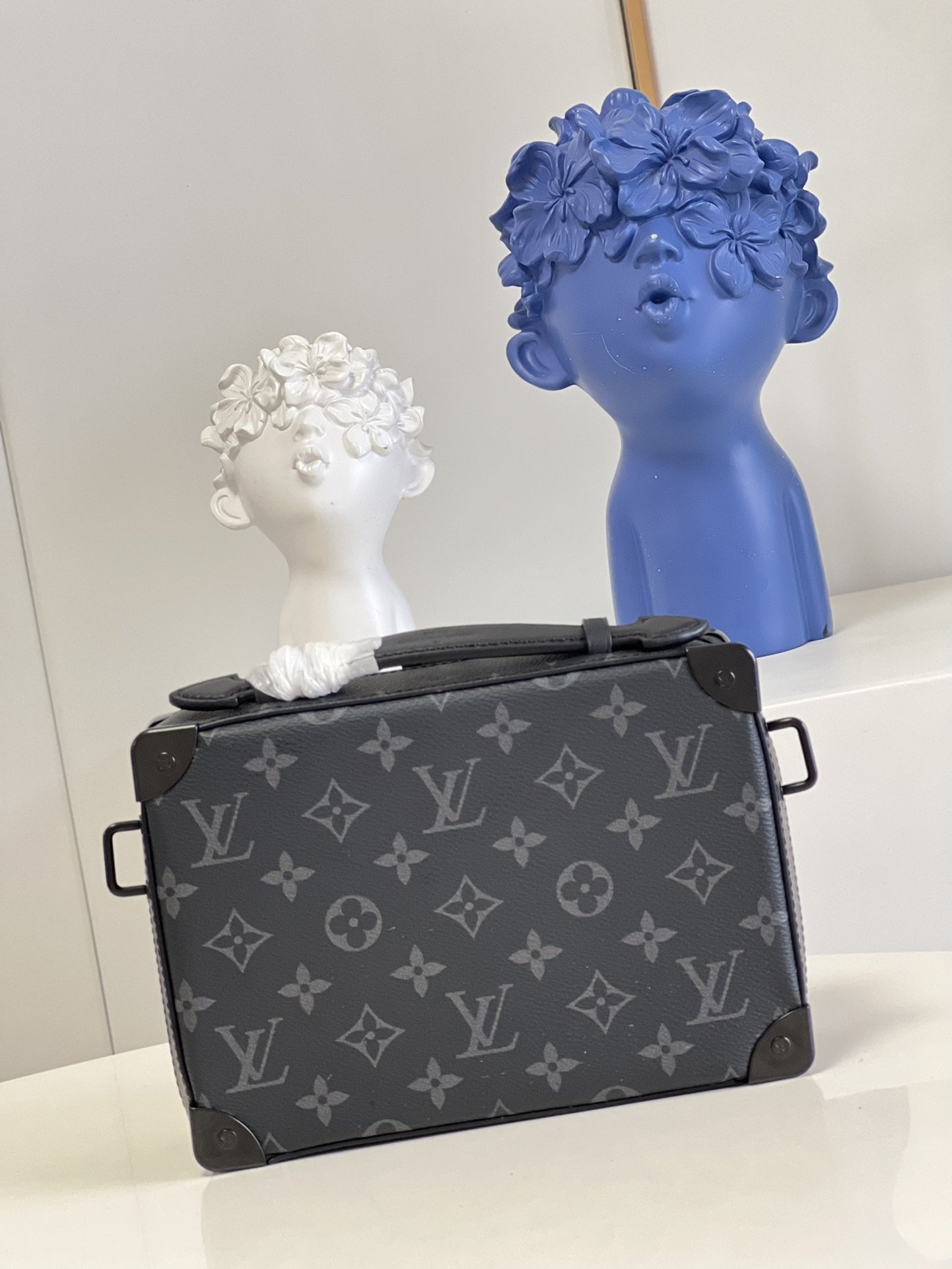 Louis Vuitton Handle Soft Trunk Monogram Eclipse M45935 - Temafes