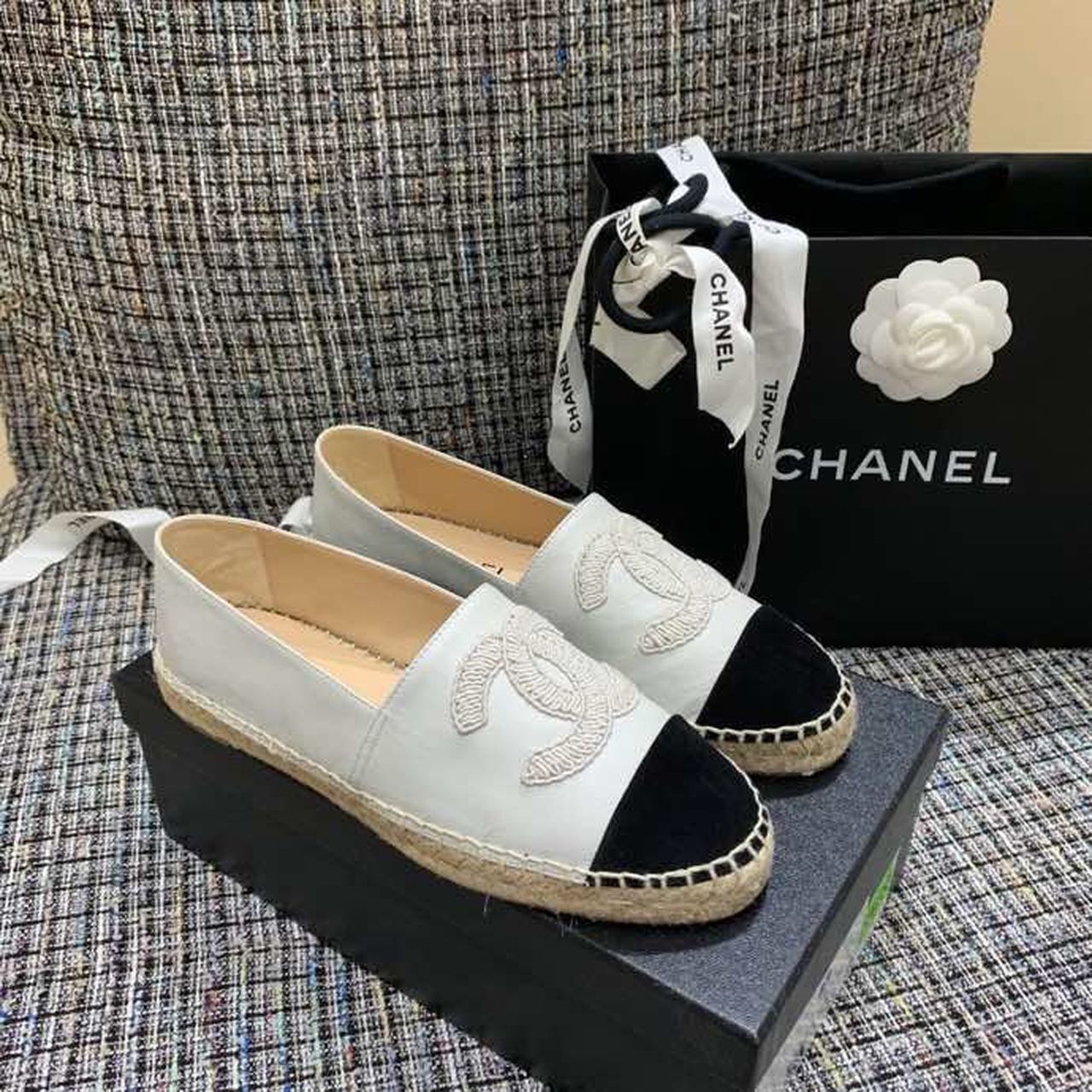 Chanel Espadrilles White/Black For Women, Women's Shoes G29762 - TEMAFES